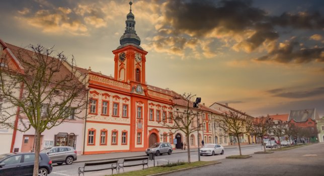 V rakovnickém bazénu instalují zařízení pro recyklaci vody, ušetří ...